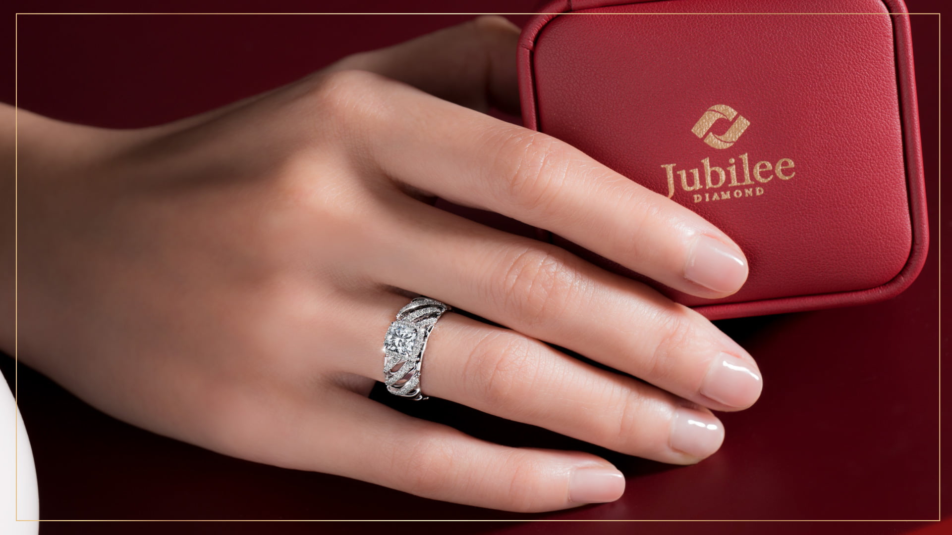 Jubilee Diamond ต้อนรับเทศกาลตรุษจีน รังสรรค์คอลเลกชั่นสุดหรูหรา เปล่ง ...