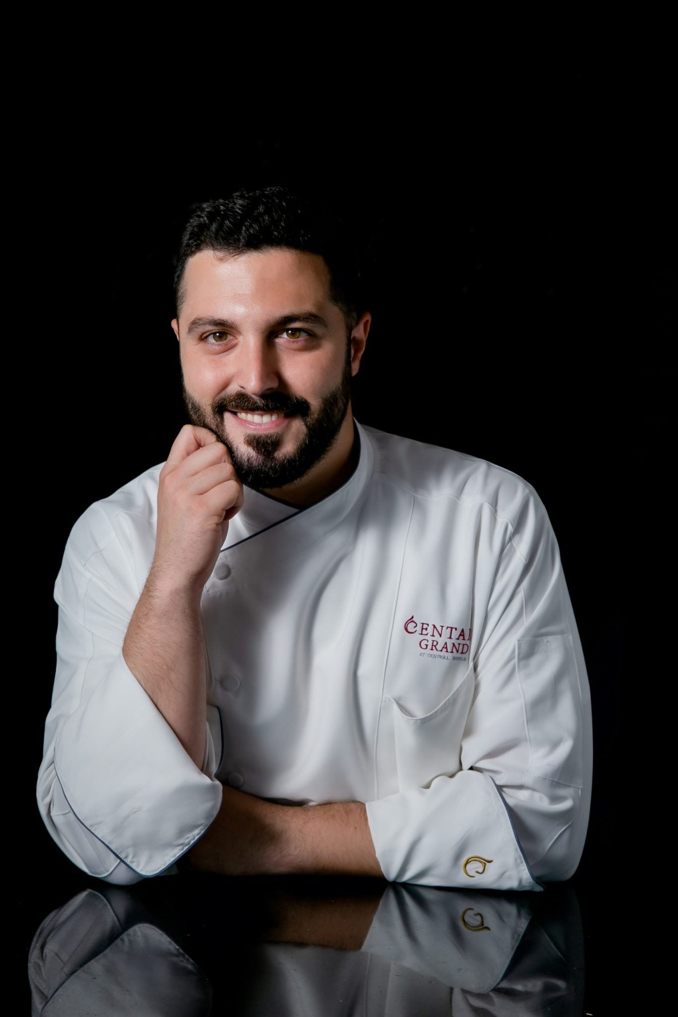 ประกาศแต่งตั้ง หัวหน้าพ่อครัวประจำห้องอาหารเรดสกาย โรงแรมเซ็นทาราแกรนด์ ...