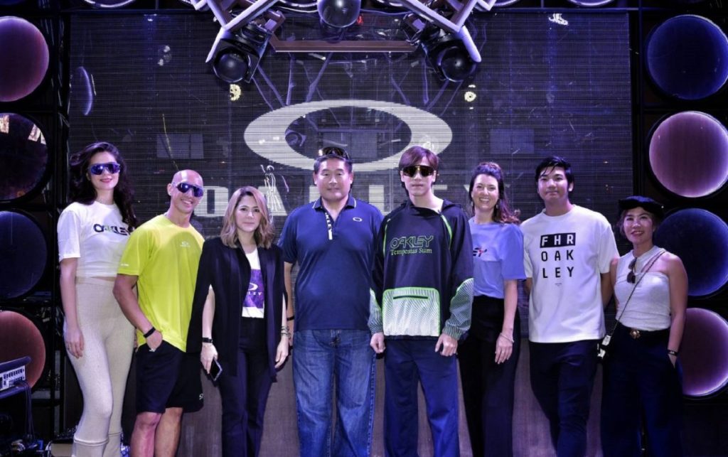Oakley เปิดตัว 3 สาขาใหม่กลางเมืองกรุงเทพฯ ตอบโจทย์สาวกแอคทีฟไลฟ์สไตล์ ...