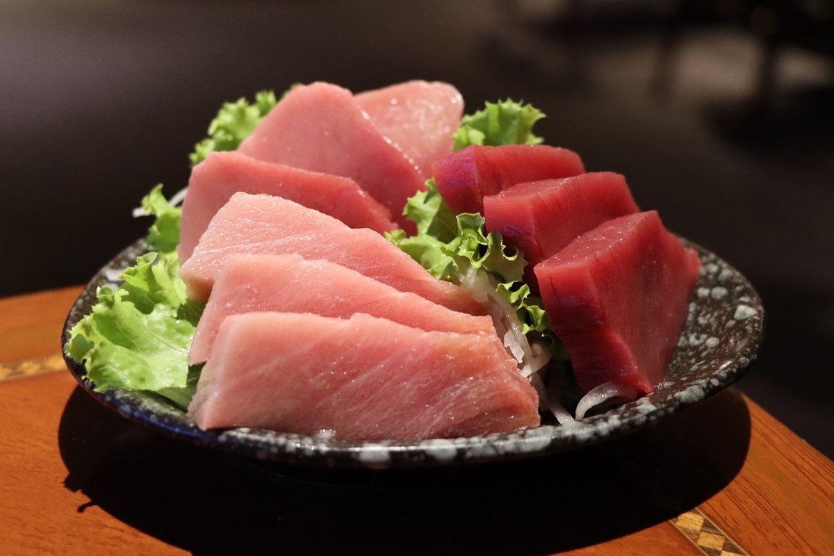 Bluefin Tuna Cutting Show at the Emerald Hotel | ThaiPR.NET